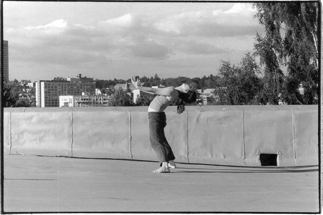 Architecture School – Contemporary Artist: Kelly Wainwright